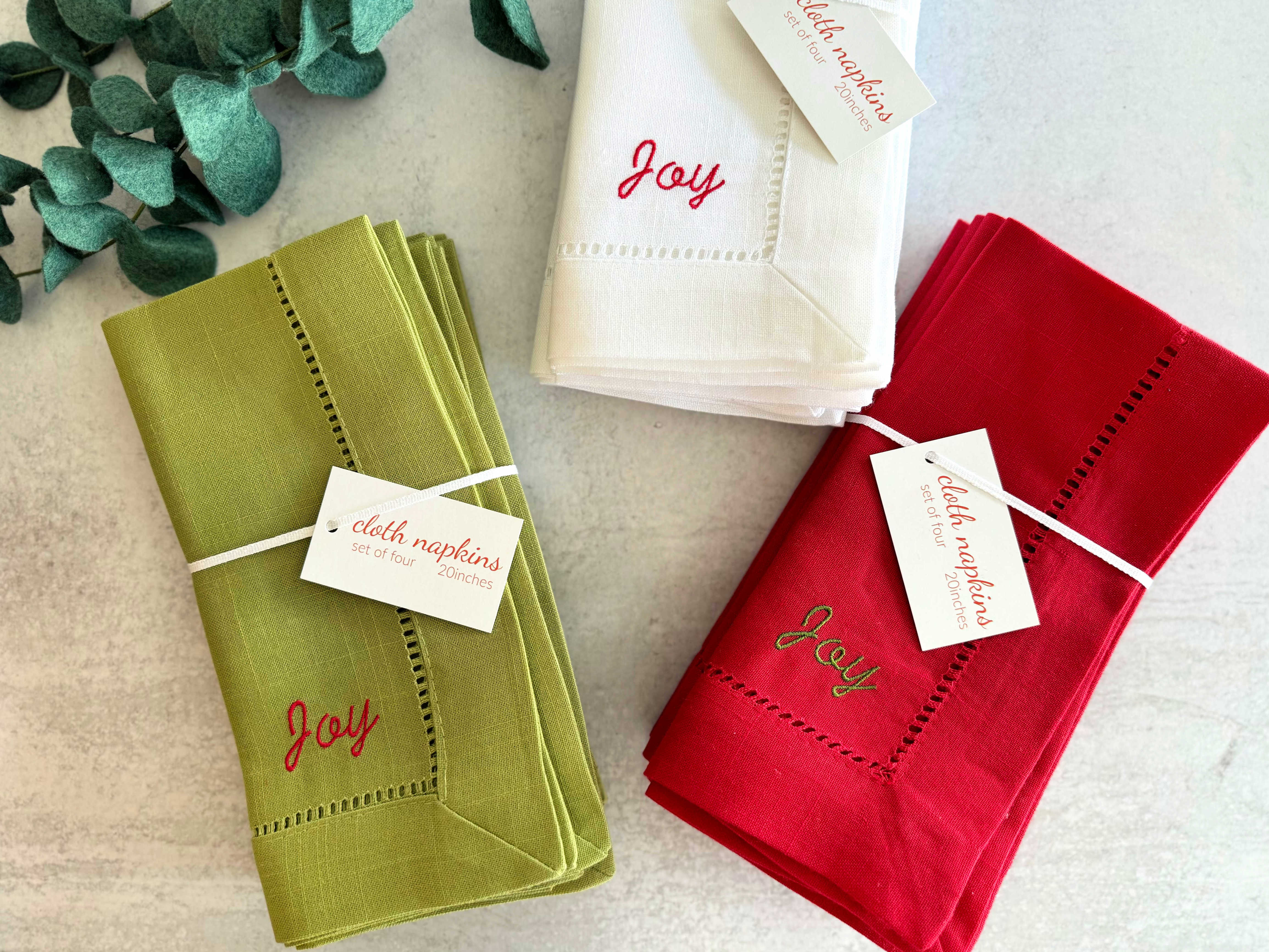 Festive Words Hemstitch Cloth Napkins, set of four – Dot and Army